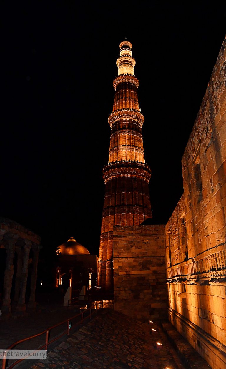 The Evening Glory of Qutub Minar - The Travel Curry